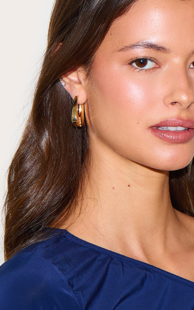 Gold Chunky Clasp Hoop Earrings | Accessories | PLT