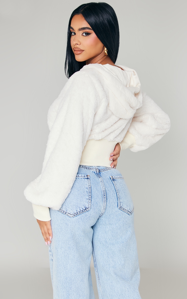 Petite Cream Cropped Faux Fur Bomber | Petite | PrettyLittleThing