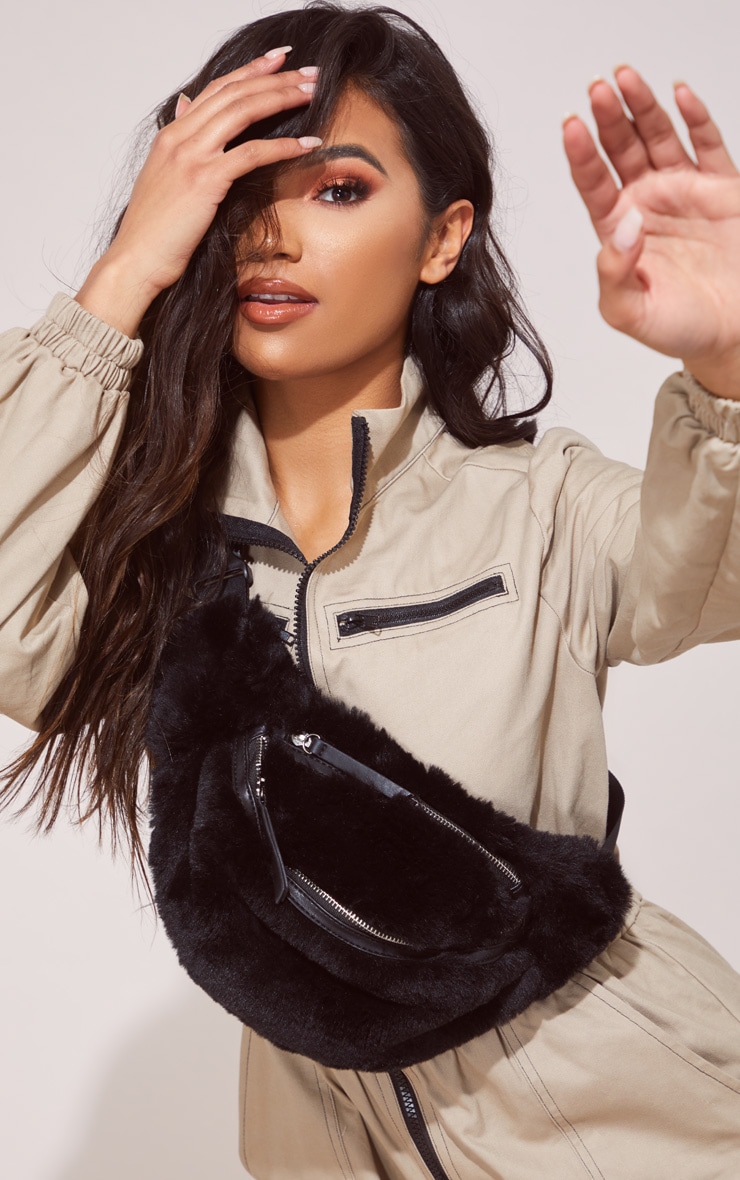 Black Faux Fur Front Bag | Accessories | PrettyLittleThing CA