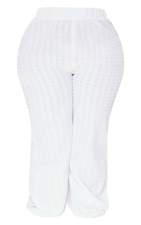 Plus White Textured Sweatpants | Plus Size | PrettyLittleThing USA