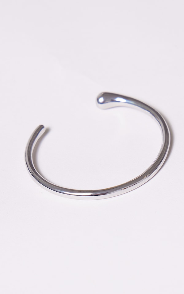 Silver Simple Smooth Curve Bangle | Accessories | PrettyLittleThing USA