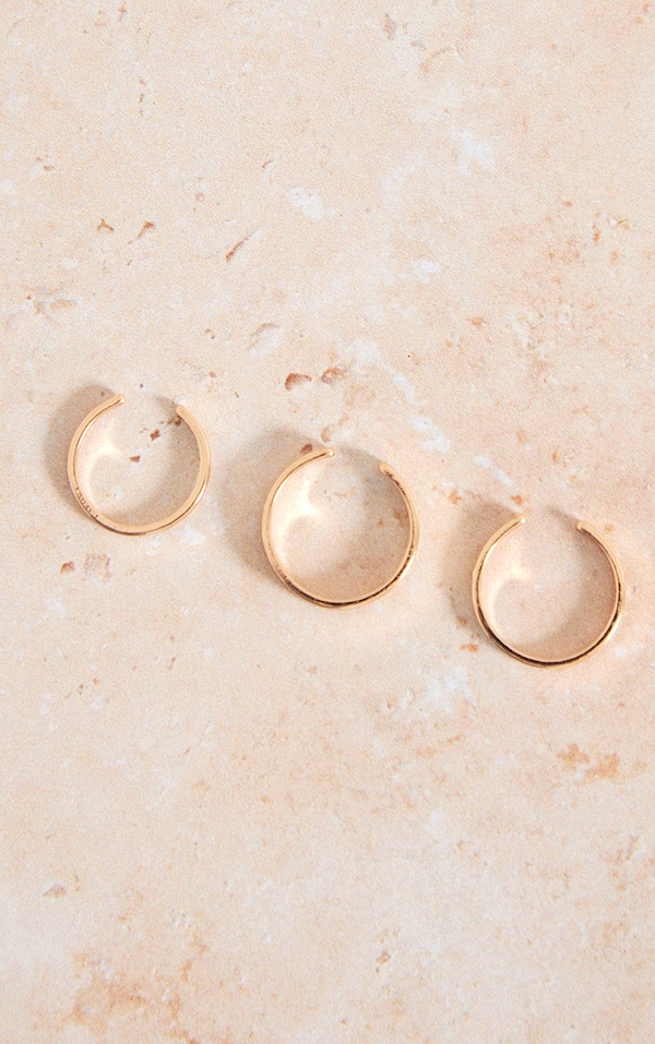 Gold Simple Toe Rings | Accessories | PrettyLittleThing USA