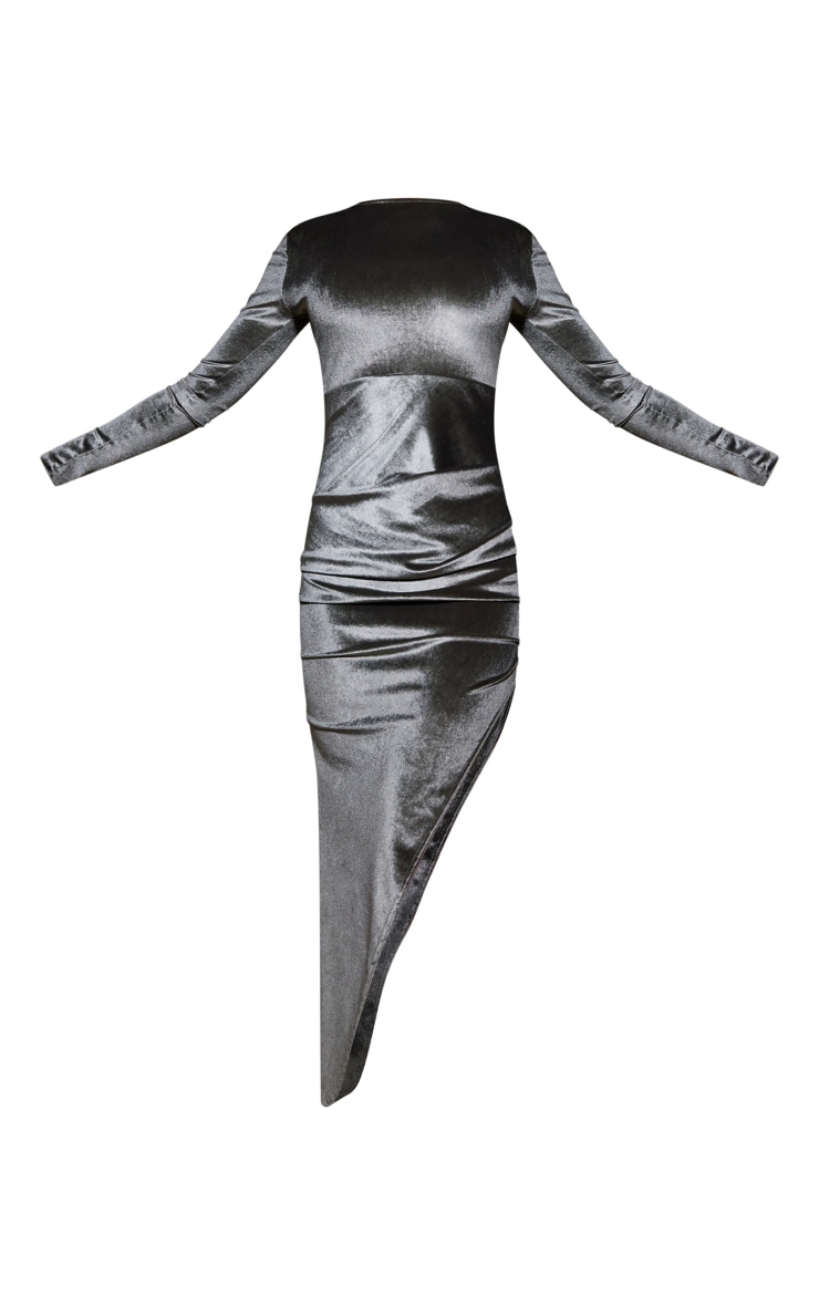 Robe longue en velours vert olive drapée fendue à dos rond | PrettyLittleThing FR