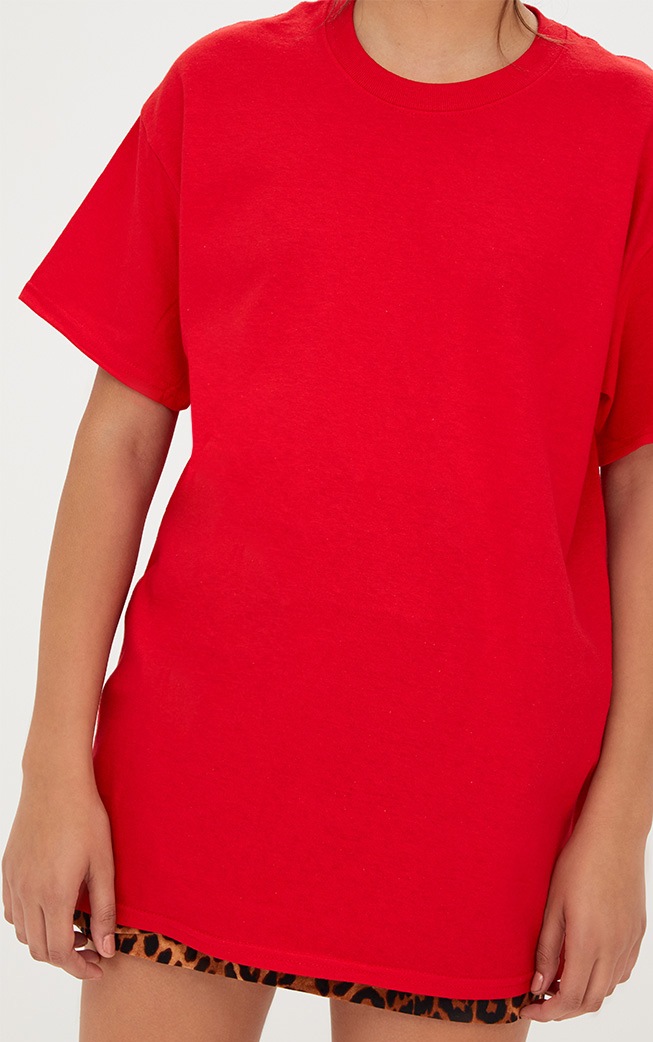 Ultimate Red Oversized T Shirt. Tops | PrettyLittleThing