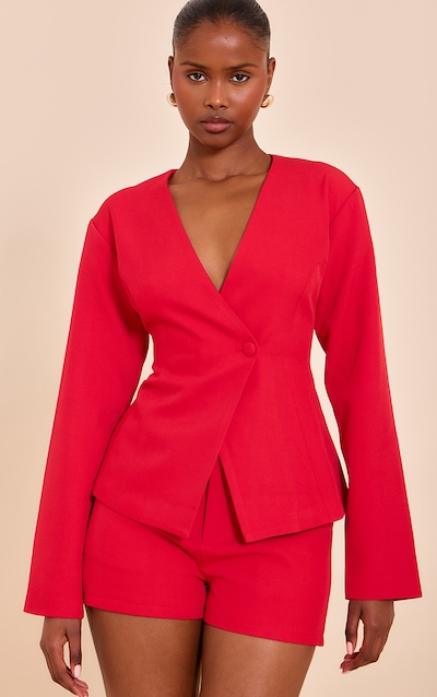 Red Shorts | PrettyLittleThing