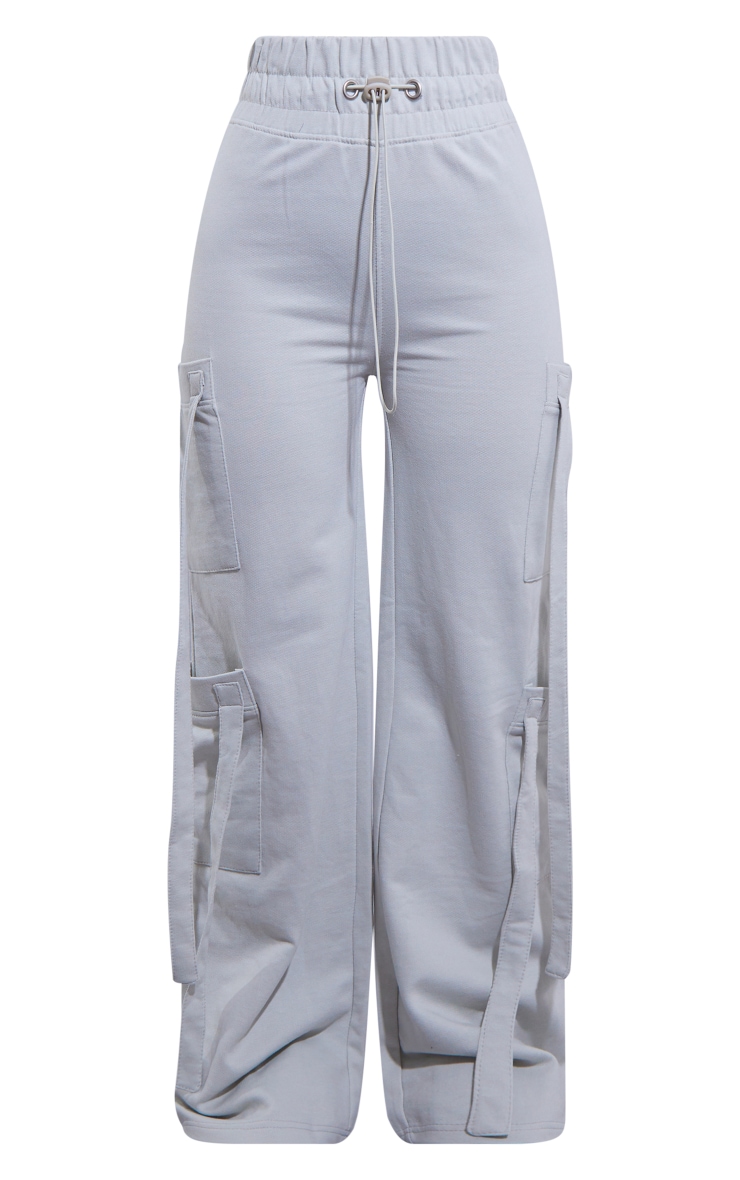 Petite Light Grey Cargo Wide Leg Sweatpants | PrettyLittleThing USA