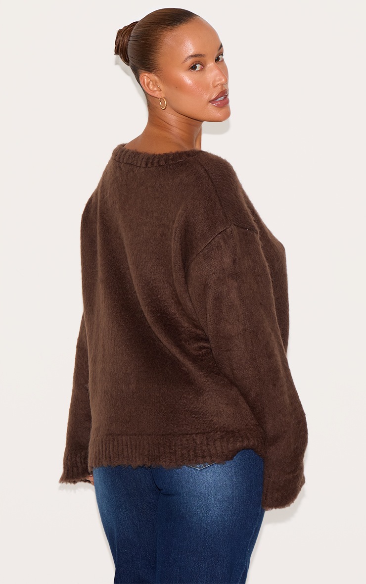 Plus Chocolate Slouchy V Neck Eyelash Knit Jumper | Plus Size | PLT