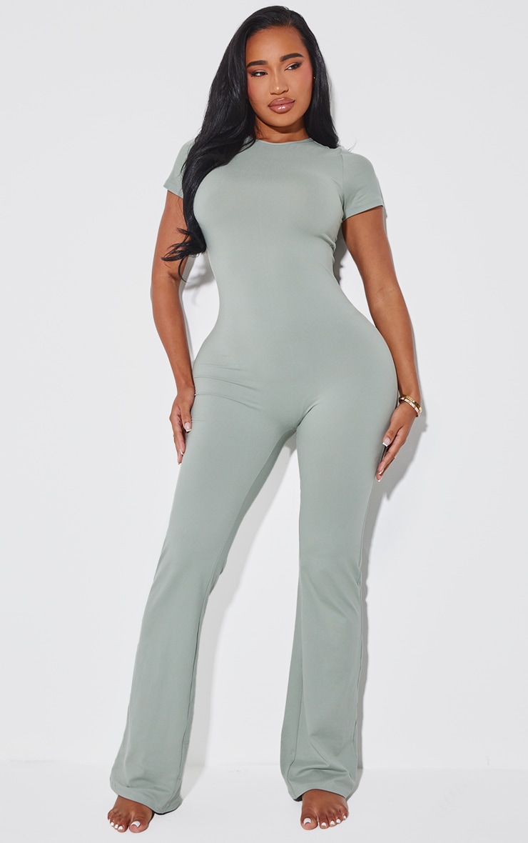 PLT Shape | Hourglass Figure Clothes | PrettyLittleThing