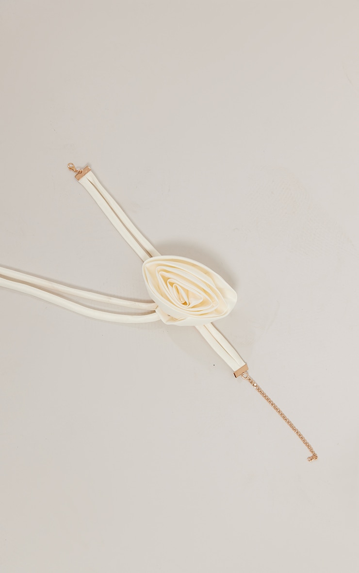 Cream Flower Tie Neck Corsage | Accessories | PrettyLittleThing USA