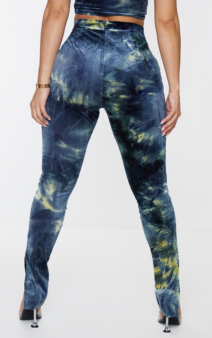 Shape - Pantalon en velours bleu tie & dye fendu | PrettyLittleThing FR