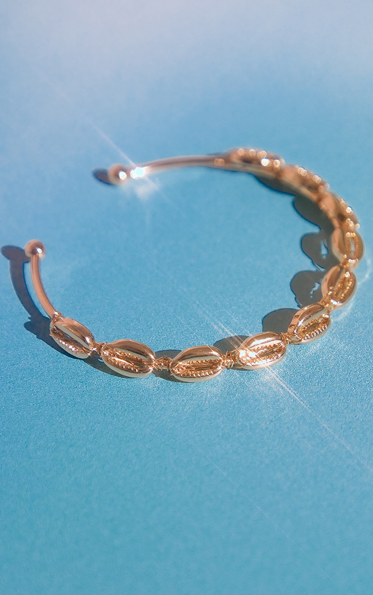 Gold Shell Bangle | Accessories | PrettyLittleThing AUS