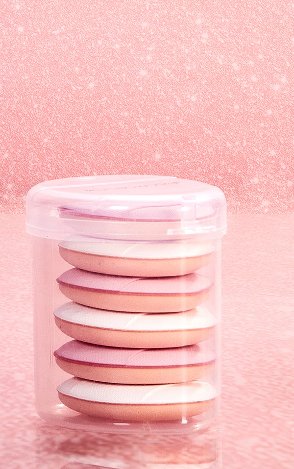 Brushworks Mini Pillow Puffs 6 Pack | Beauty | PrettyLittleThing