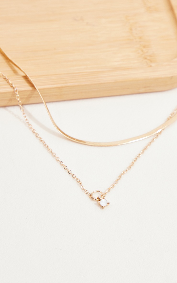 Gold Delicate Single Diamond Snake Chain Necklace | PrettyLittleThing USA