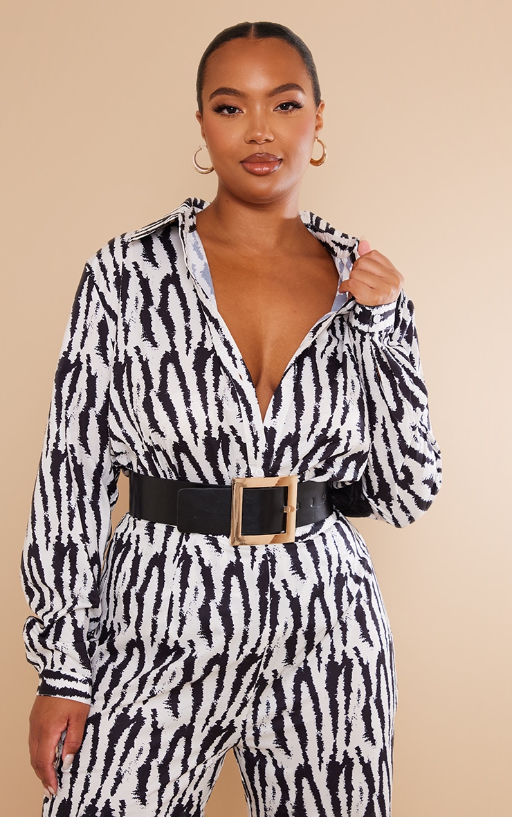 Plus Chemise oversize imprimé zébré abstrait noir | PrettyLittleThing FR