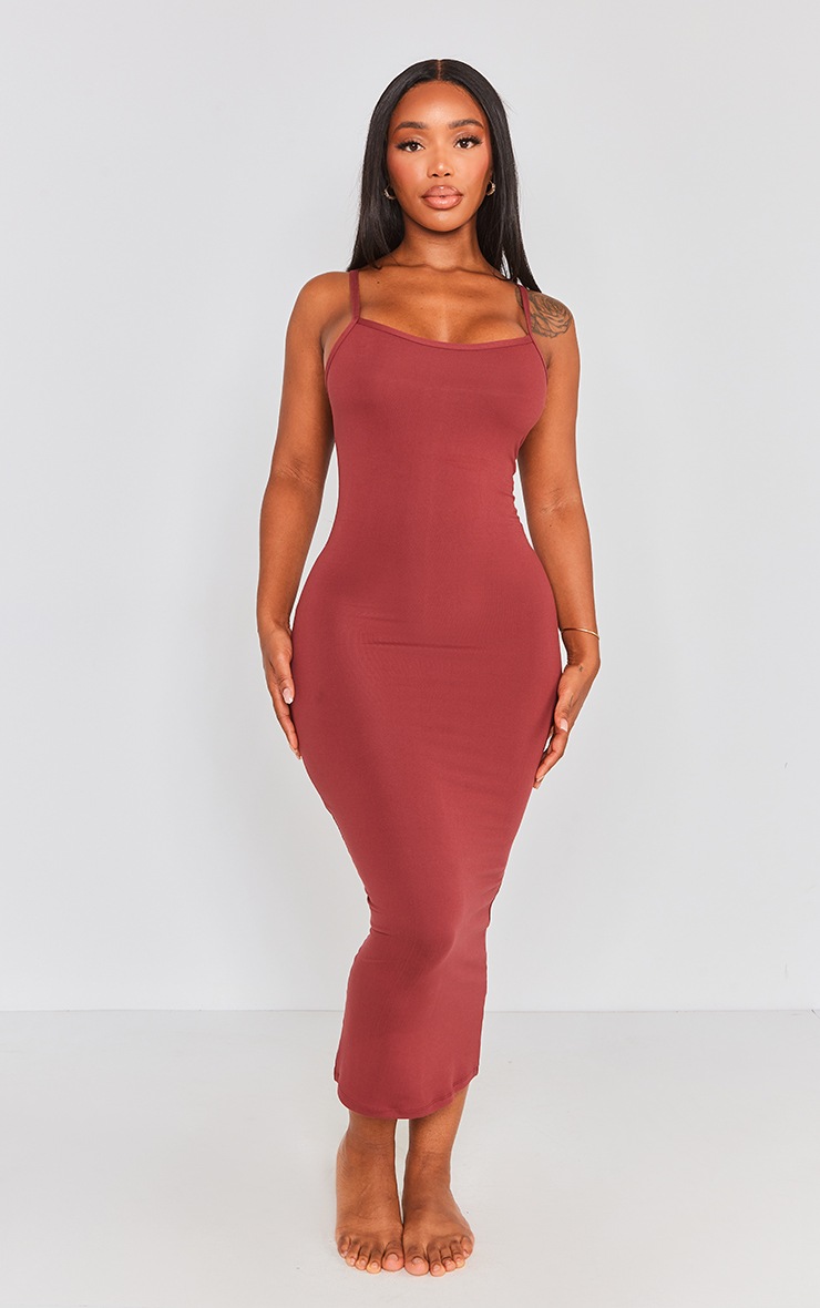 Burgundy Dresses | Maroon Dresses | PrettyLittleThing