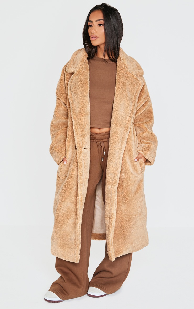 Faux Fur Coats | Faux Fur Jackets & Gilets | PrettyLittleThing