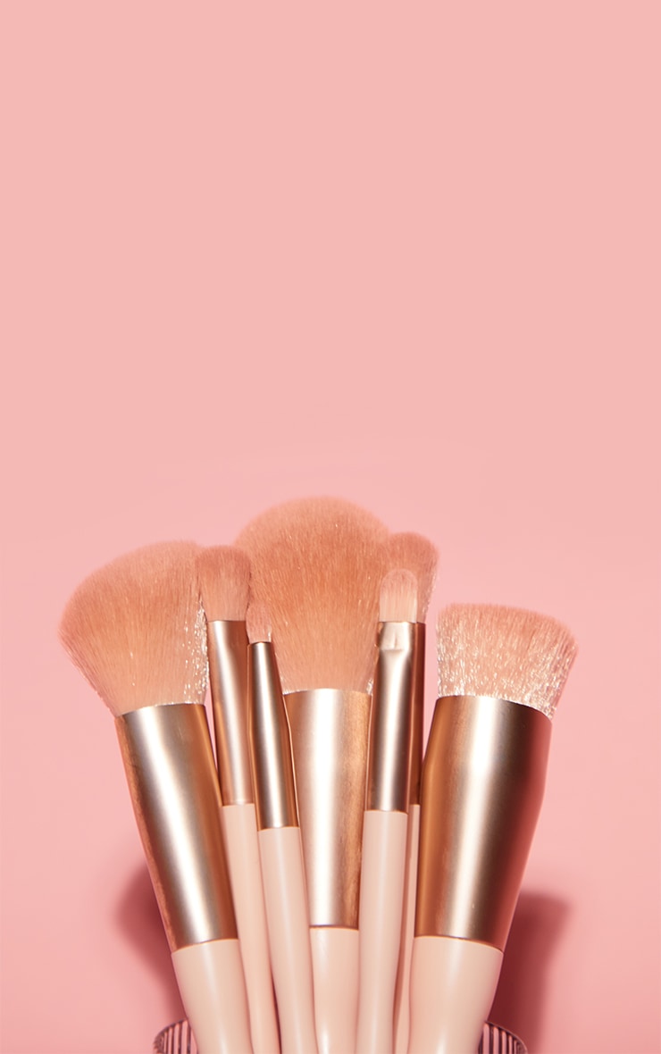 Prettylittlething 7 Piece Pink Face & Eye Brush Set | PrettyLittleThing AUS