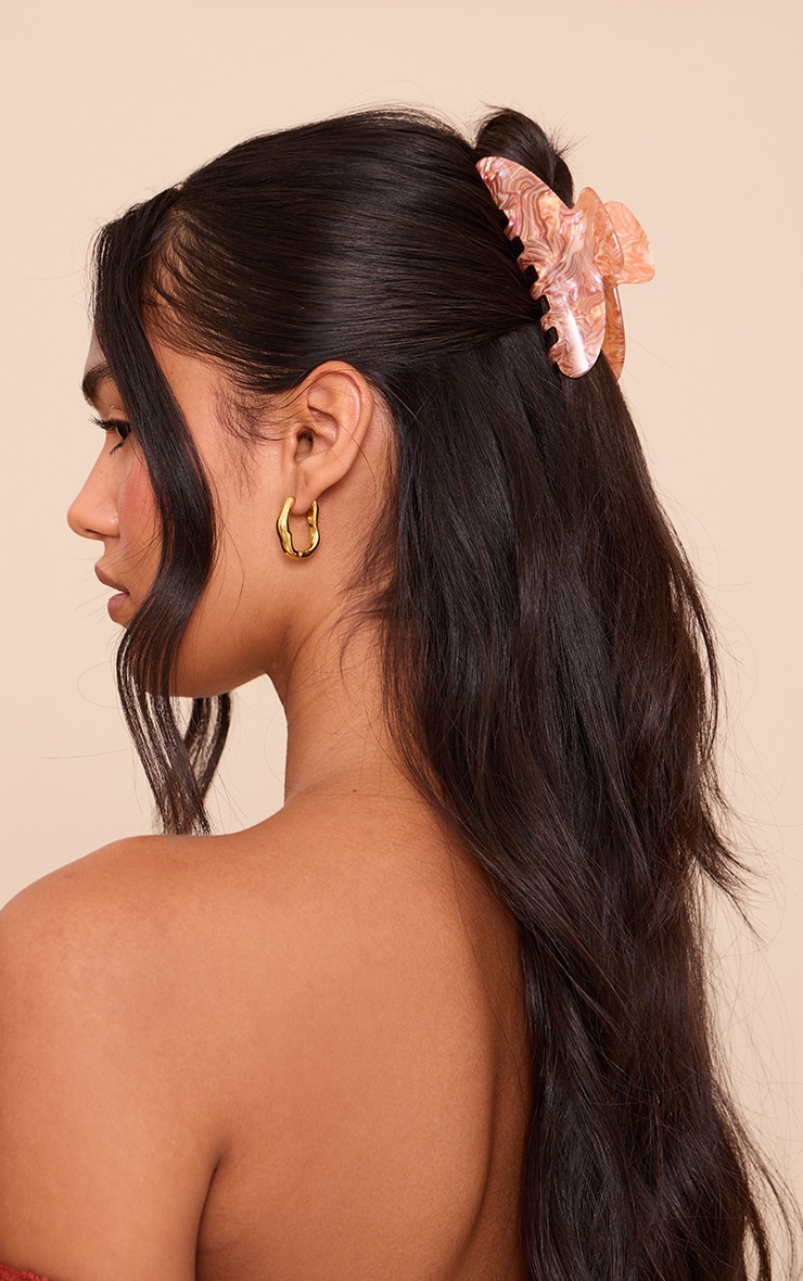 Peach Marble Claw Clip | Accessories | PrettyLittleThing USA