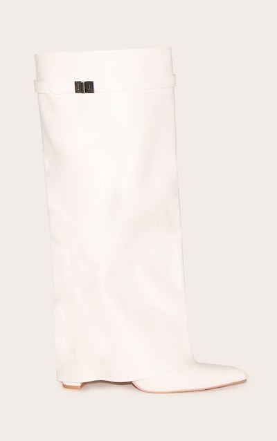 Pointed heels | PrettyLittleThing