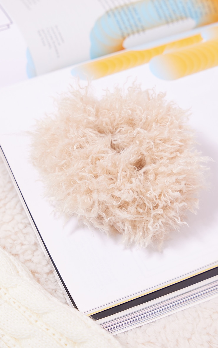 Beige Fluffy Faux Fur Scrunchie | PrettyLittleThing IE