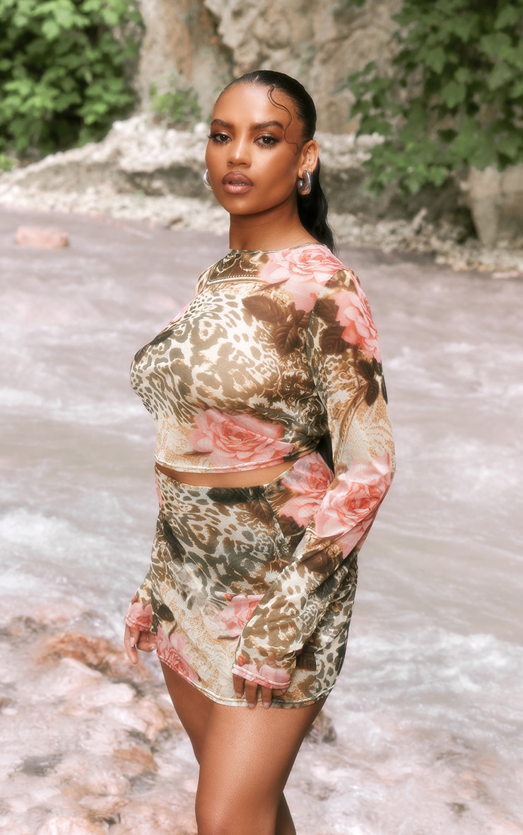 Plus Size Tops | PrettyLittleThing