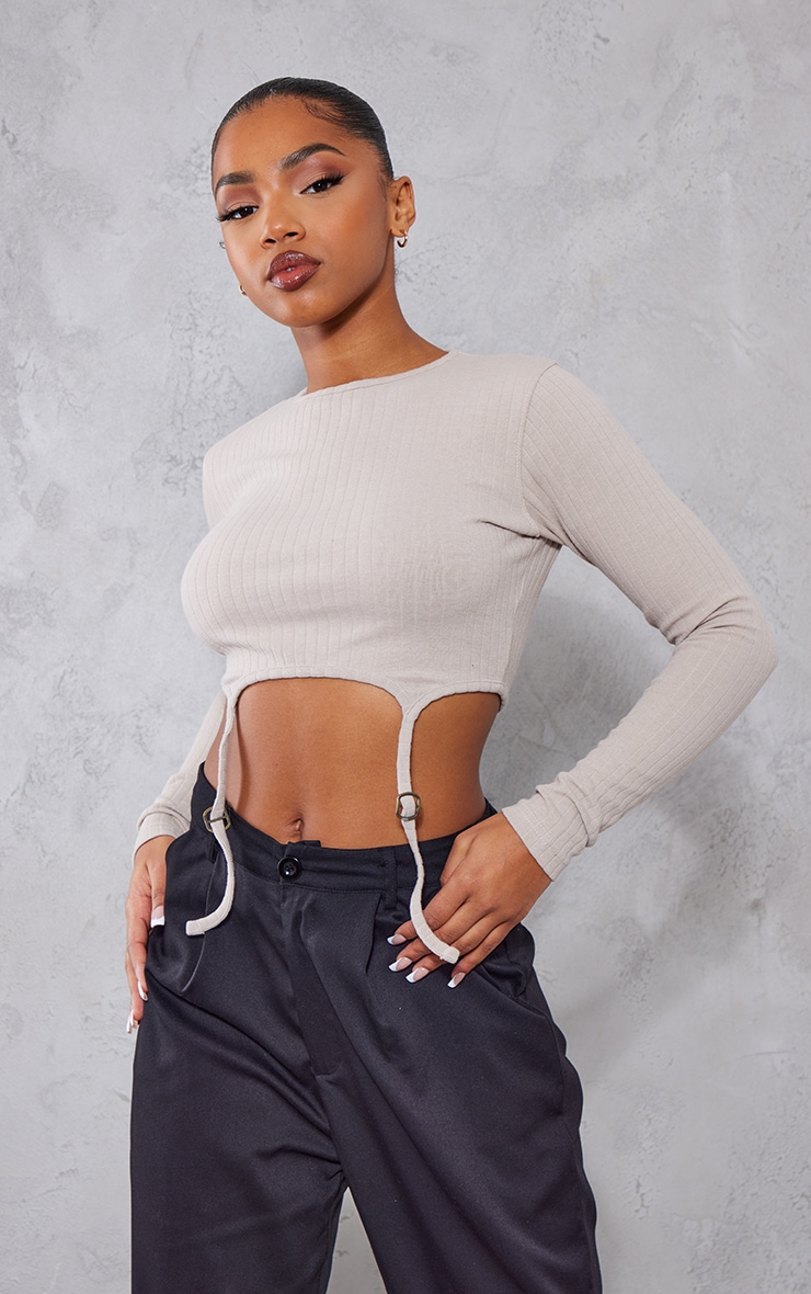 Sand Jumbo Rib Stirrup Crop Top | Tops | PrettyLittleThing CA