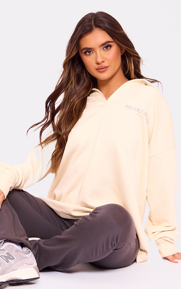 Women's Tops | Tops Online | PrettyLittleThing AUS