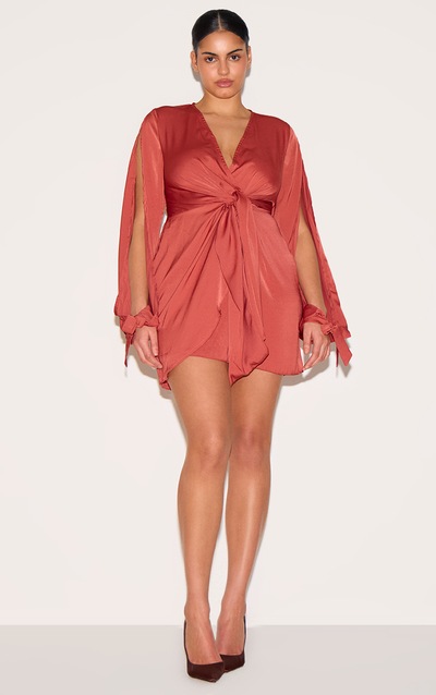 Plus Rust Plunge Neck Twist Open Sleeve Wrap Dress | Plus Size | PrettyLittleThing AUS