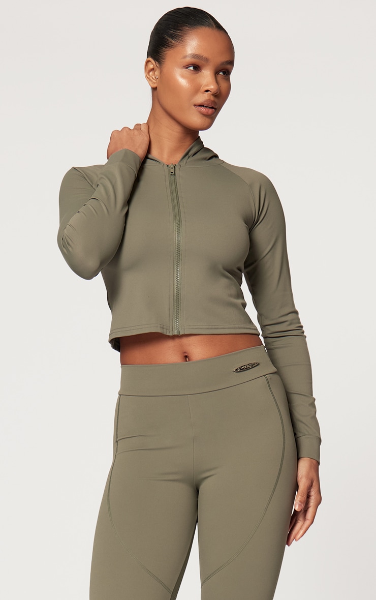 Women's Sports Jackets | Running & Gym Jackets | PrettyLittleThing