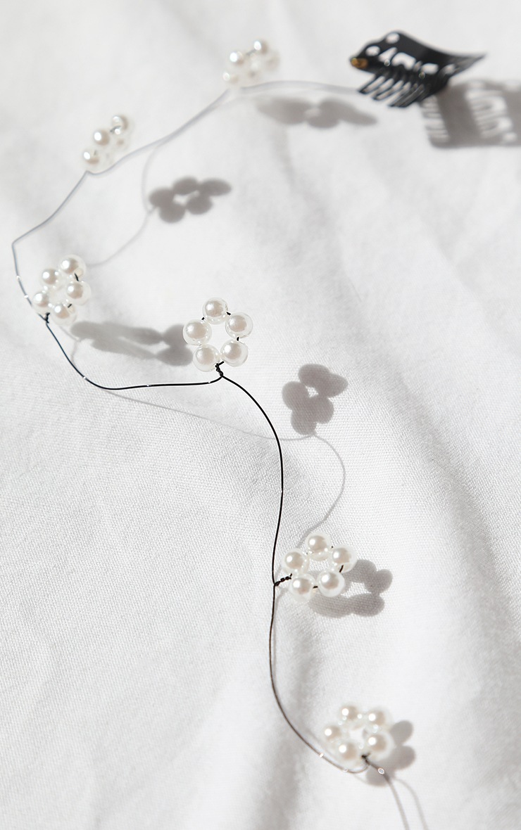 White Long Pearl Hair Clip | Accessories | PrettyLittleThing USA