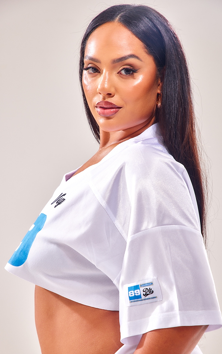 Plus White Printed Split Crop Top | PrettyLittleThing USA