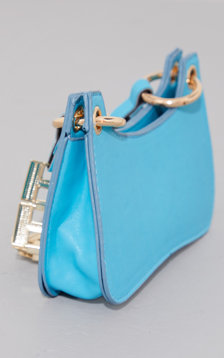 Blue Heavy Chain Detail Shoulder Bag | PrettyLittleThing UAE