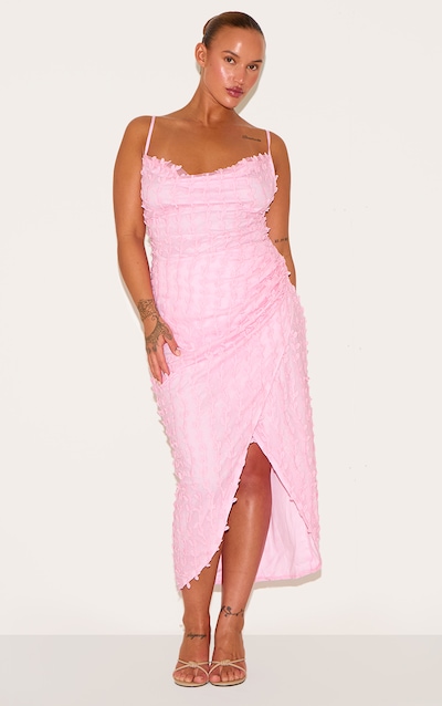 Pink plus size dresses | PrettyLittleThing