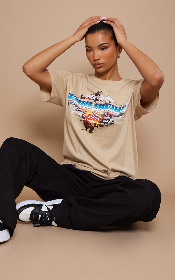 Prettylittlething Stone Worldwide Print T Shirt | PrettyLittleThing USA