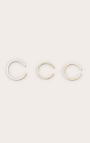 Gold Simple Toe Rings | Accessories | PrettyLittleThing USA