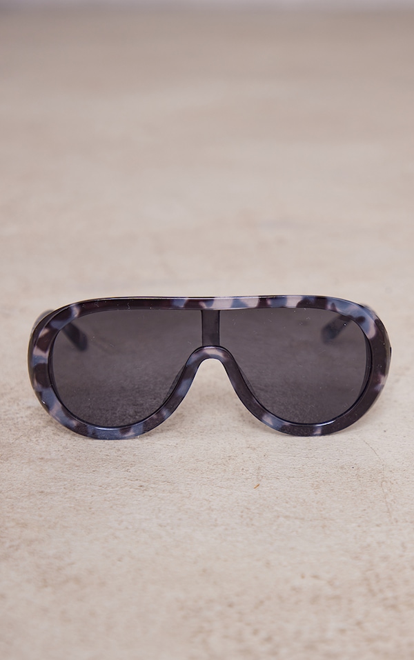 Black Tort Smooth Curve Sporty Visor Sunglasses | Accessories ...