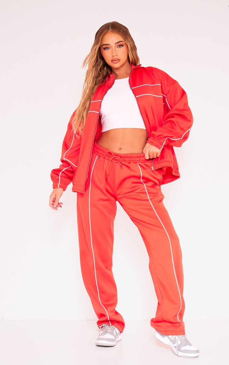 Straight Leg Tracksuits | PrettyLittleThing