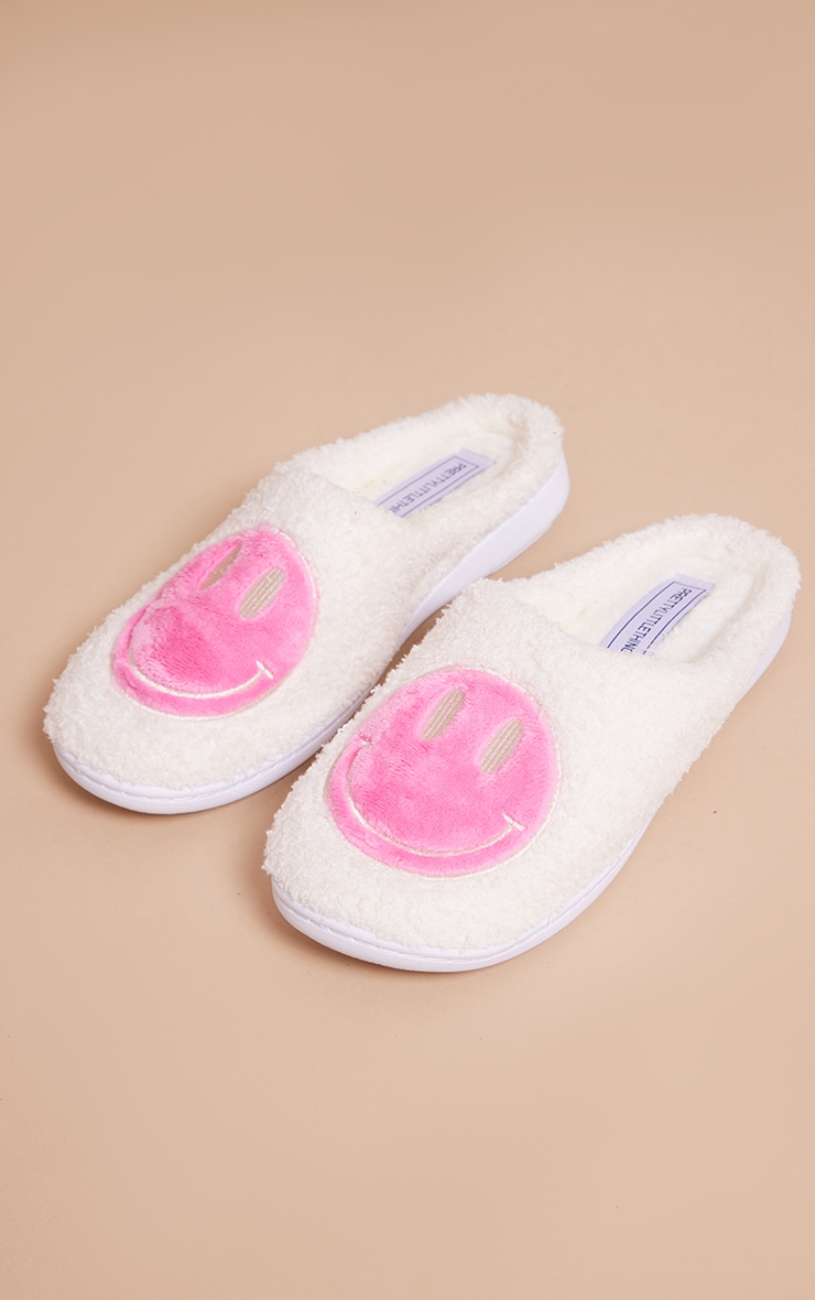 Baby Pink Smiley Borg Slippers | PrettyLittleThing USA