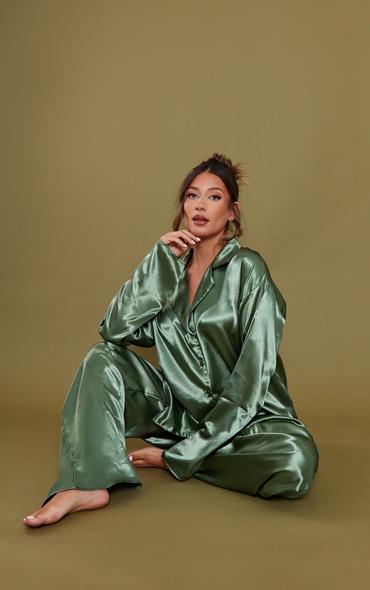 Maternity Khaki Long Sleeve Satin Pyjama Blouse | PrettyLittleThing