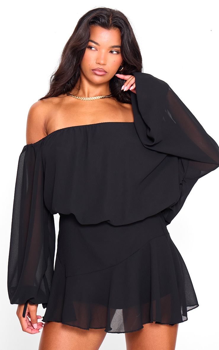 Night Out Outfits | What To Wear On A Night Out | PrettyLittleThing