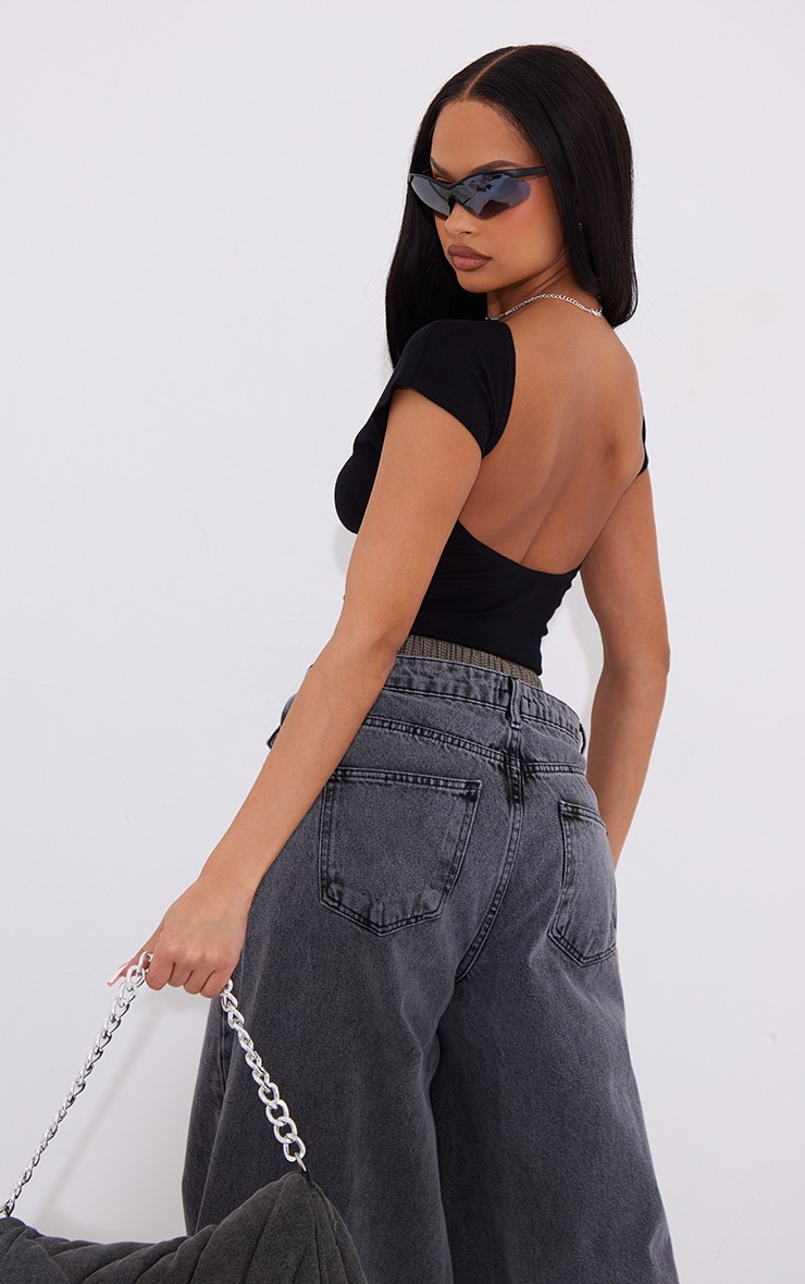 Backless Tops | Open Back Tops | PrettyLittleThing AUS