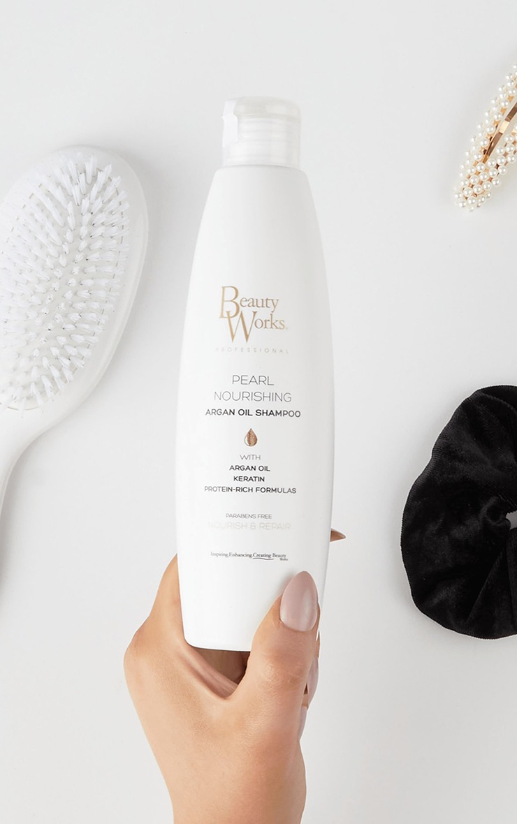 Beauty Works | PrettyLittleThing