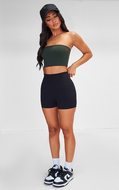 Green crop tops | PrettyLittleThing