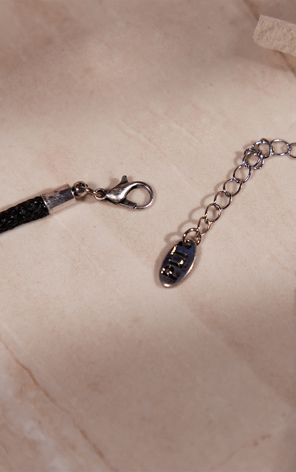 Silver Oversized Swirl Shell Pendant Necklace | Accessories | PLT