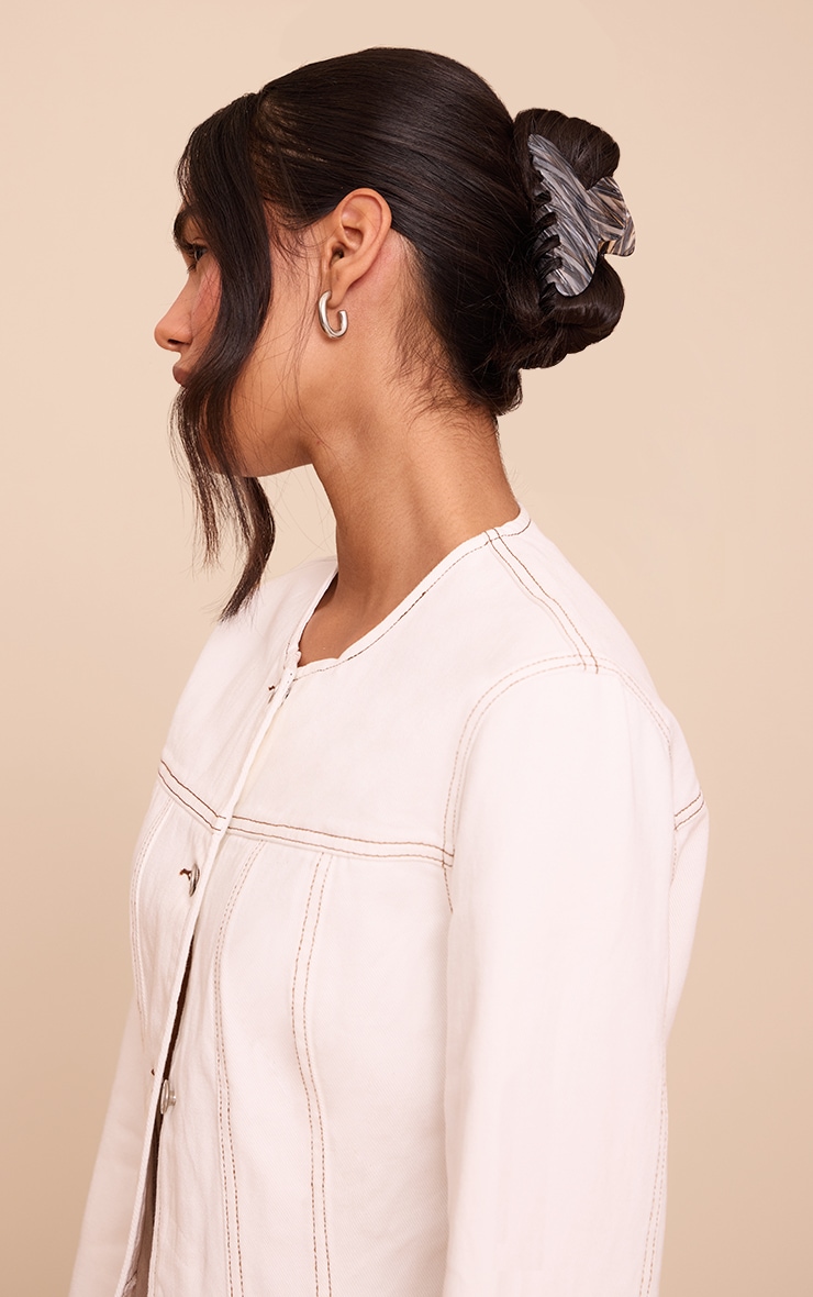 Graphite Zebra Hair Claw Clip | Accessories | PrettyLittleThing USA