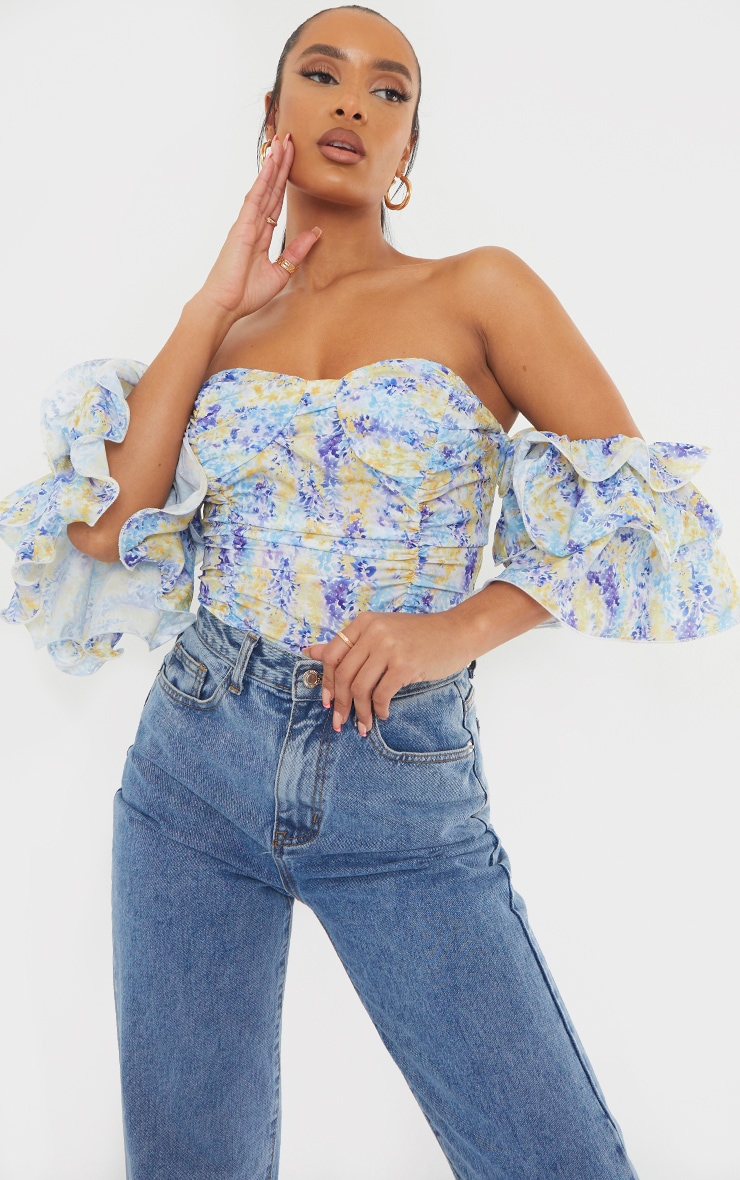 Lilac Woven Print Bardot Cup Detail Crop Top Prettylittlething