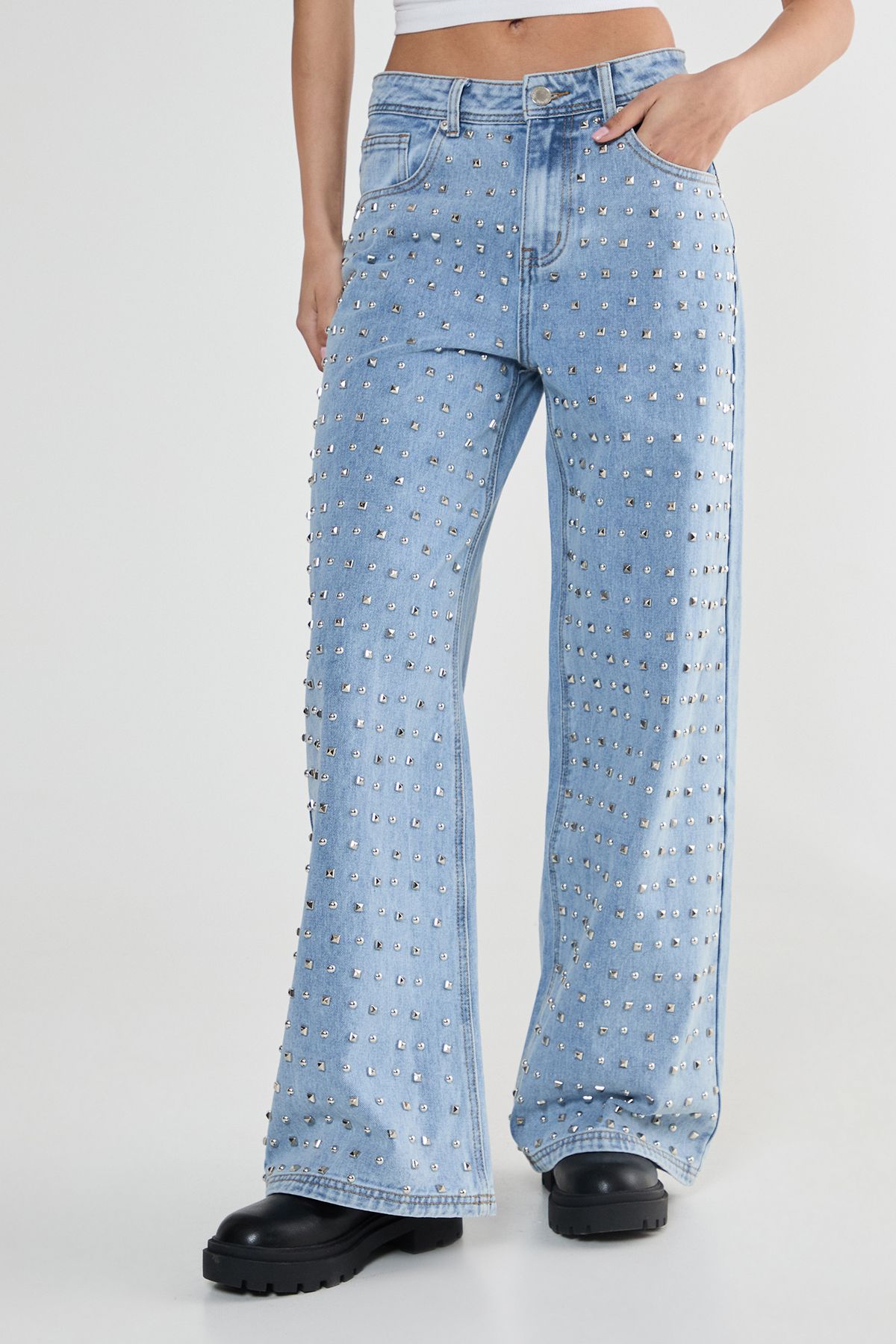 NastyGal Vintage Wash Studded Straight Leg Denim Jeans | PLT