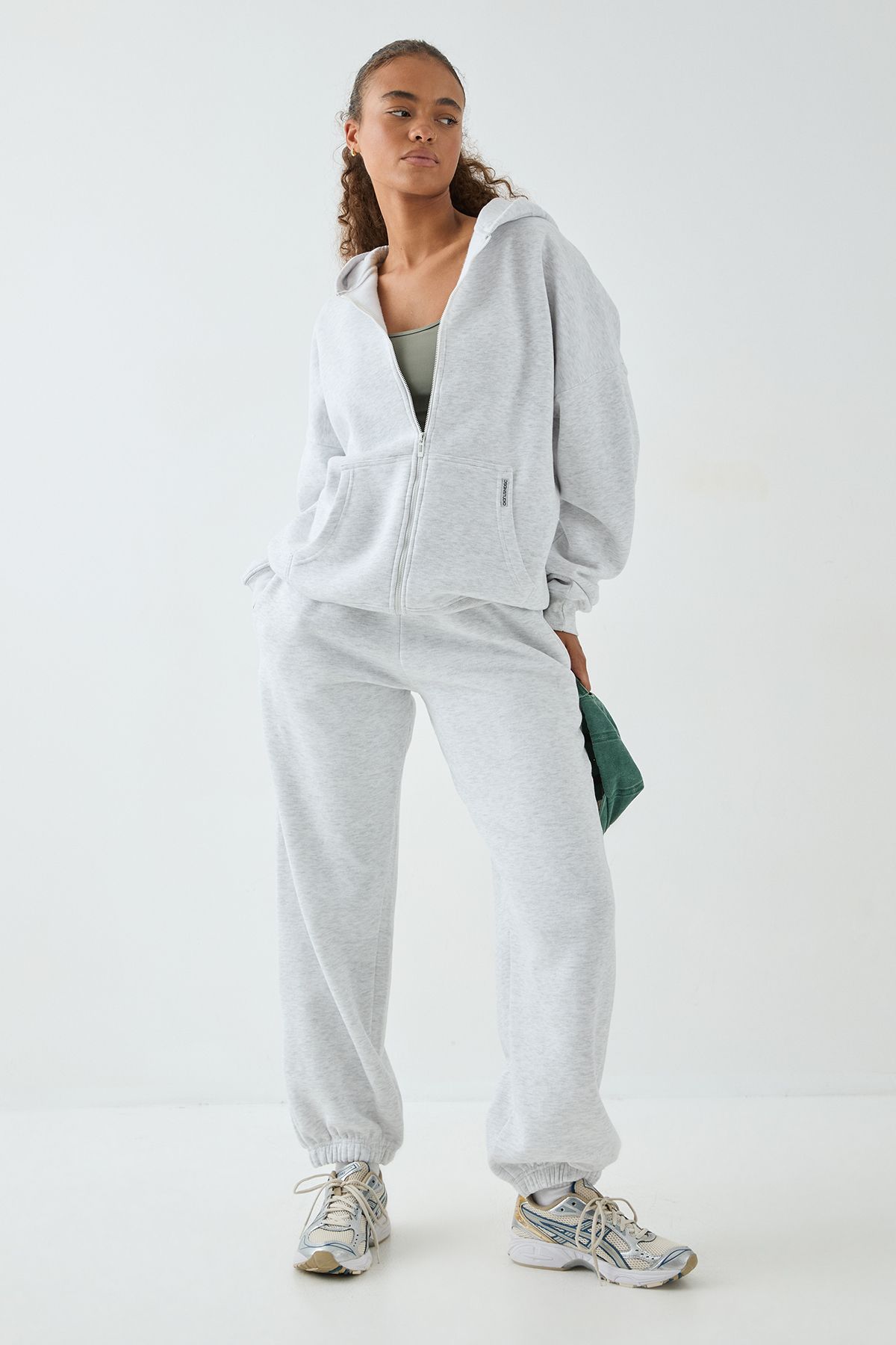 DSGN Studio Ash Grey DSGN Studio Oversized Cuffed Jogger | PLT