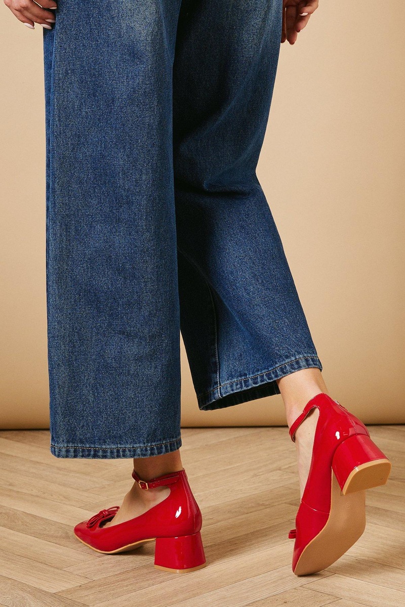 Oasis Red Debbie Faux Patent Leather Bow Detail Low Block Heel Court ...