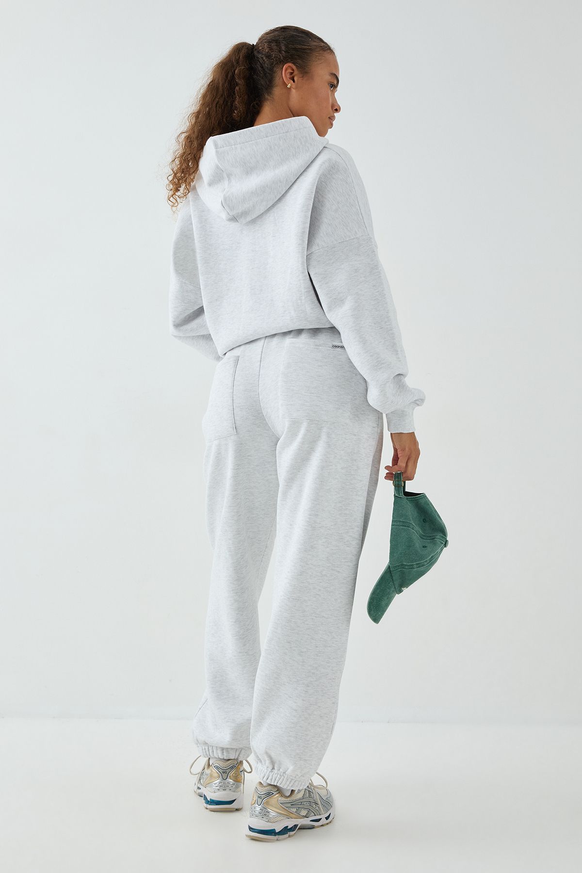 DSGN Studio Ash Grey DSGN Studio Oversized Cuffed Jogger | PLT